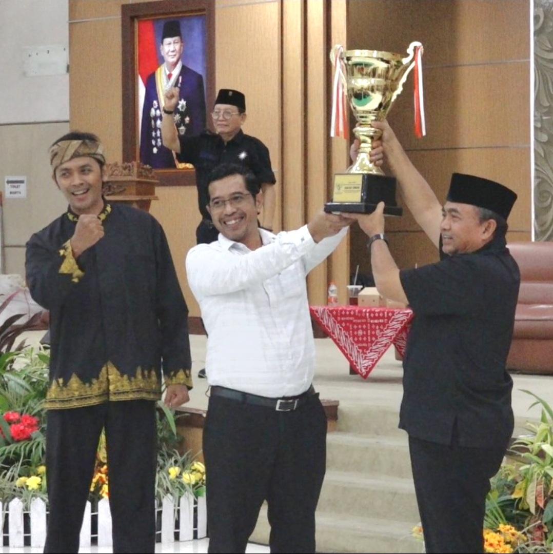 Hard Gumay Tulis Pesan Misterius di Ajang Festival Pencak Silat Ajaran PSHT 2024 - Persaudaraan ...